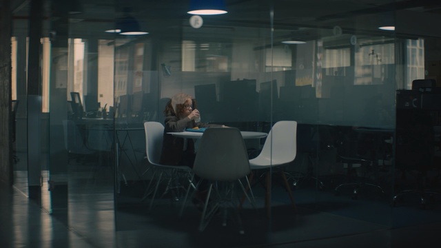 Refsee Service - AI-Powered Professional Video References Search